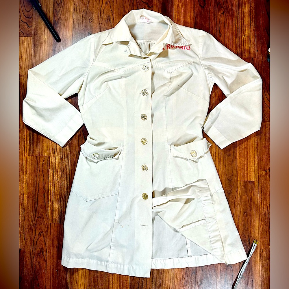 Vintage 70’s Women’s Meta Lab Coat / Mod Uniform Sz M. - Gem